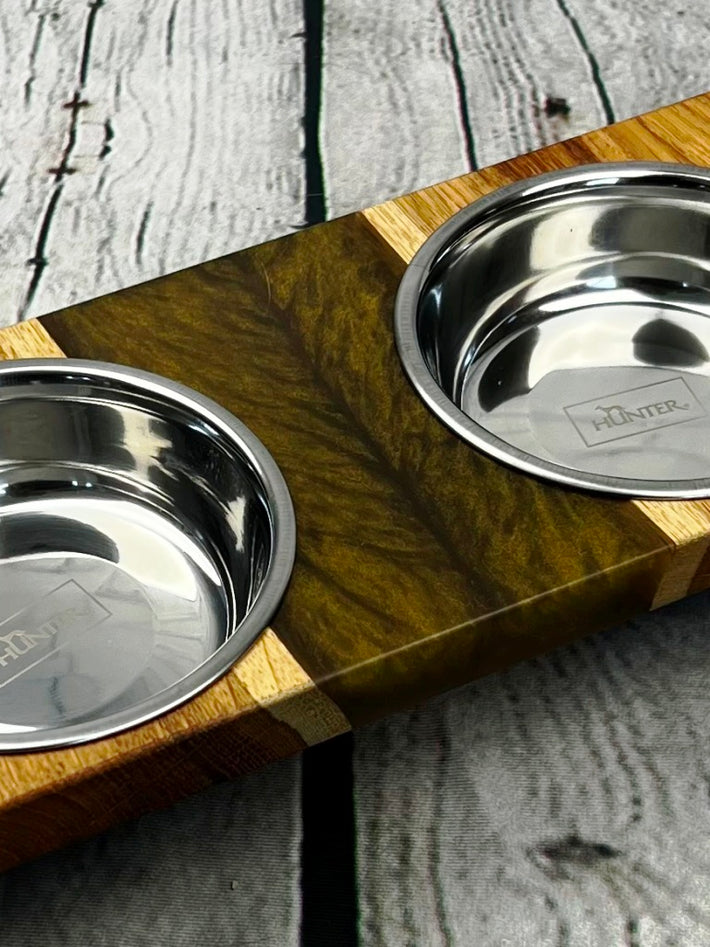 Handgefertigte Möbel und Futterstationen für Hunde und Katzen – Design ...